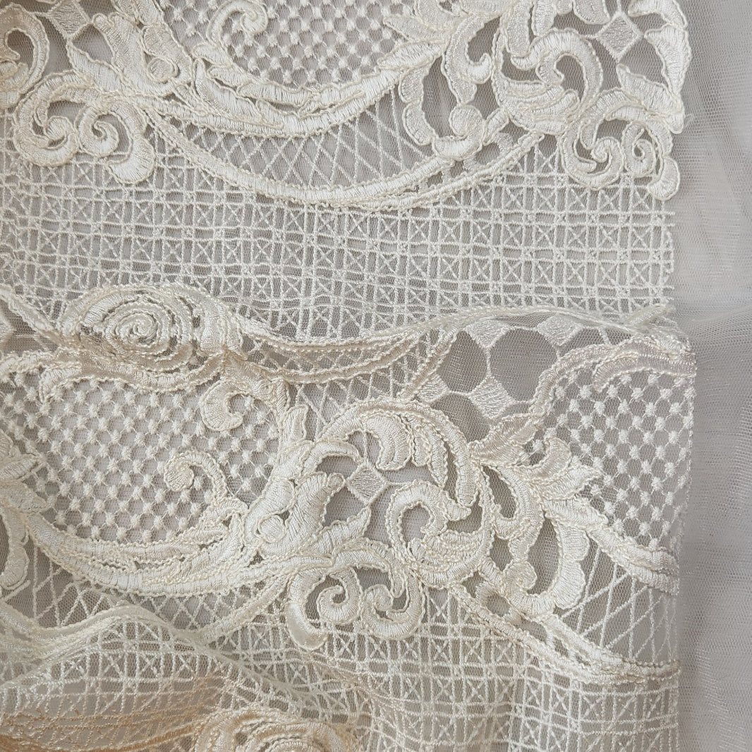 Silk and lace pieces – The Maker Society