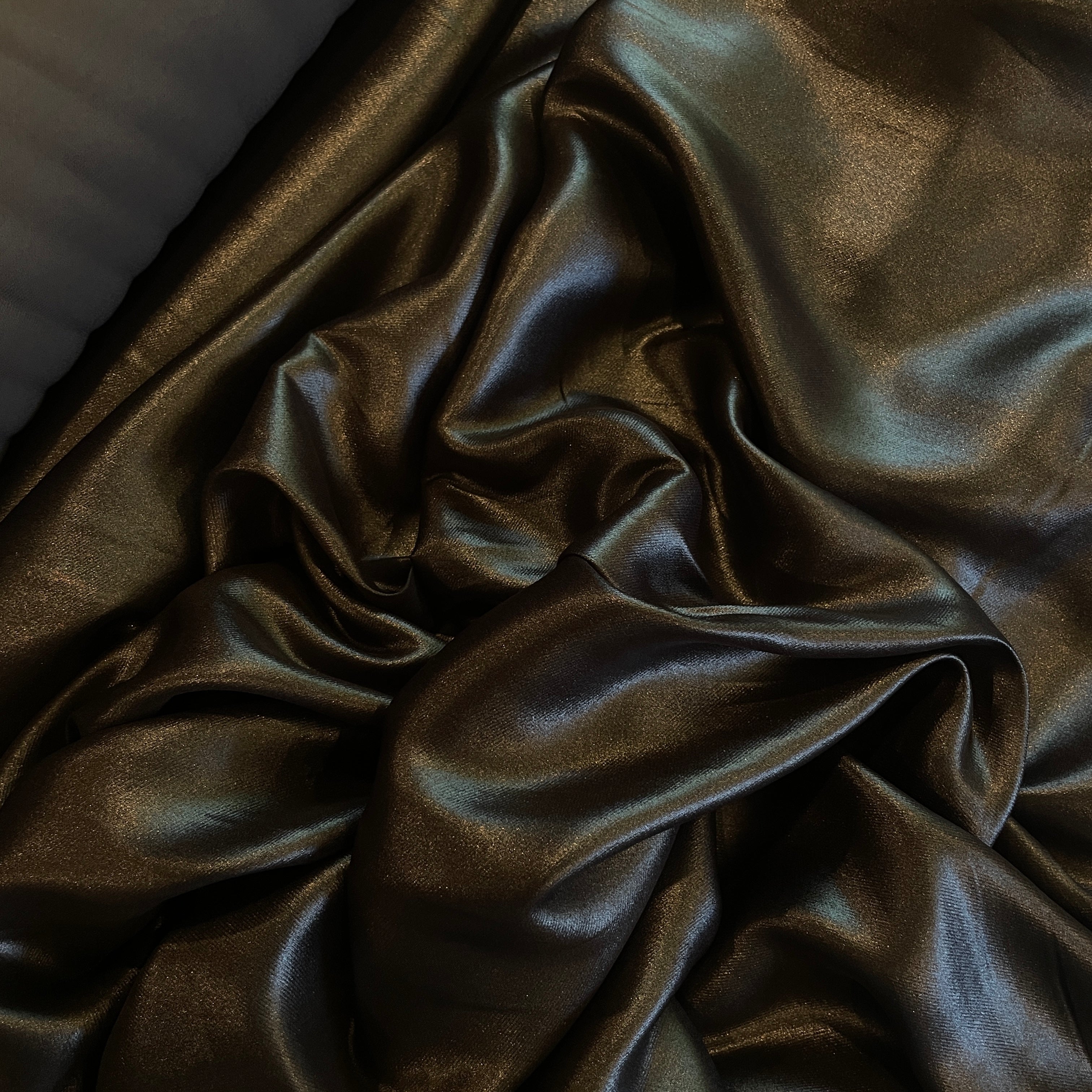 Liquid luxe coated crepe de chine – The Maker Society